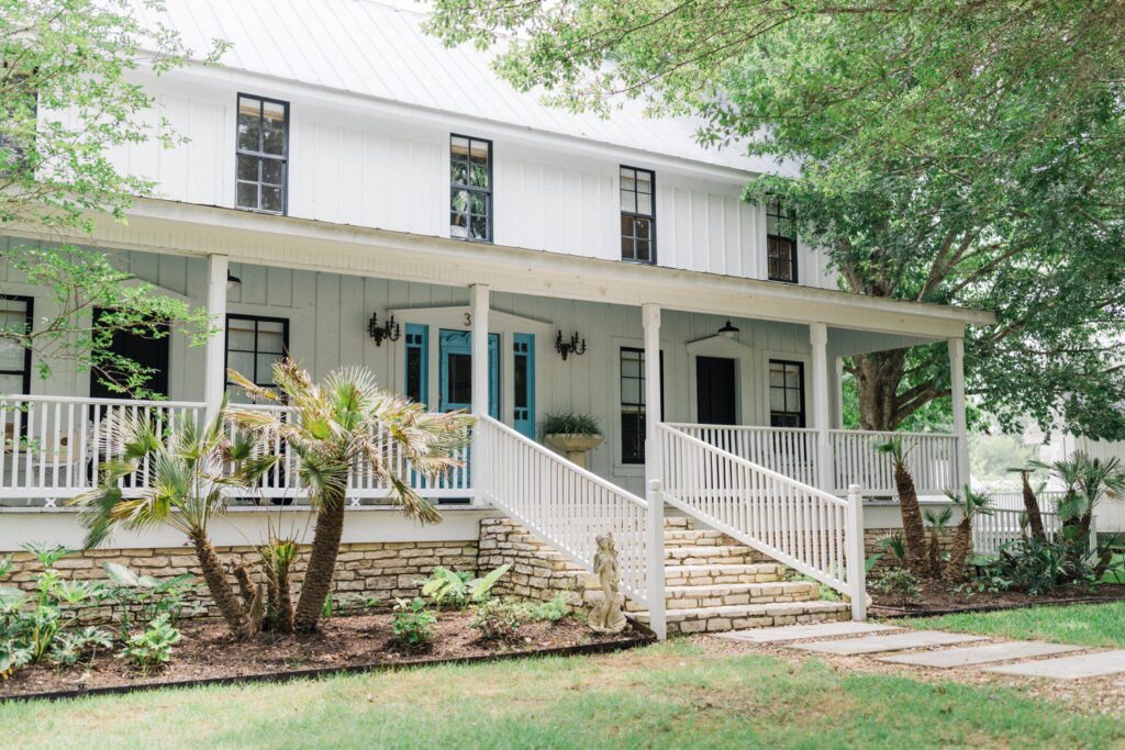 Spring Wedding at The Compound in Round Top, TX | Kelly Hornberger