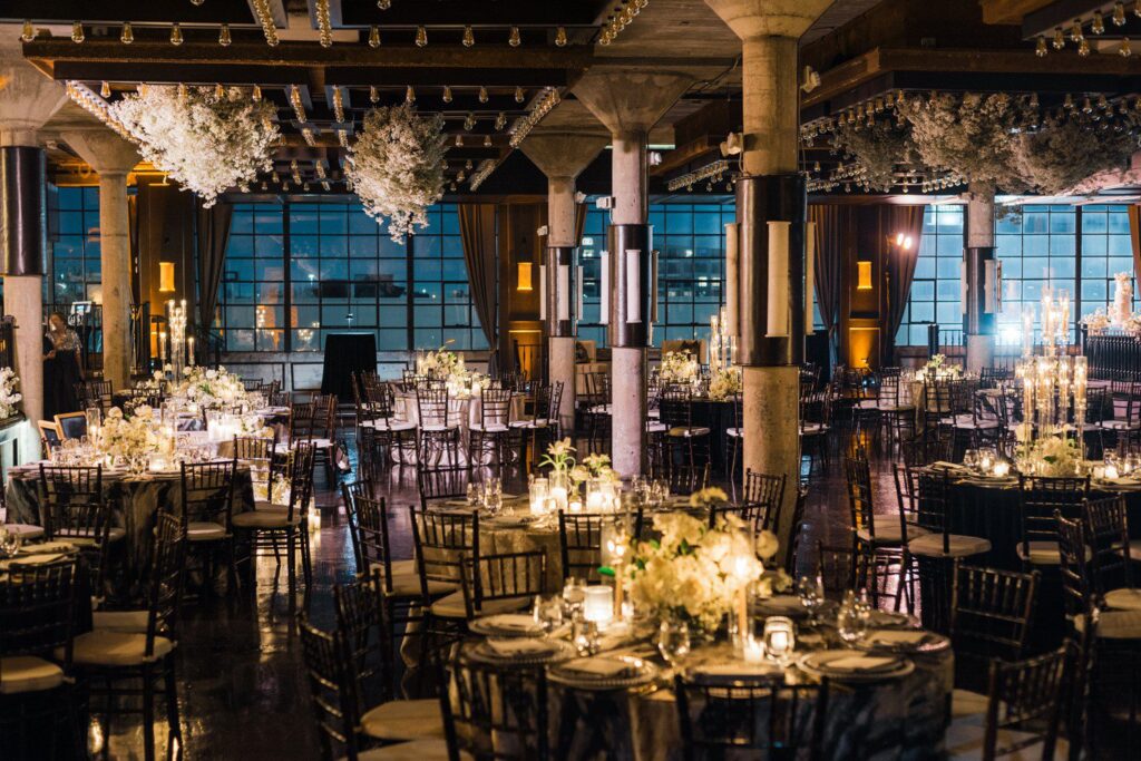 Sophisticated Wedding at The Astorian in Houston | Kelly Hornberger